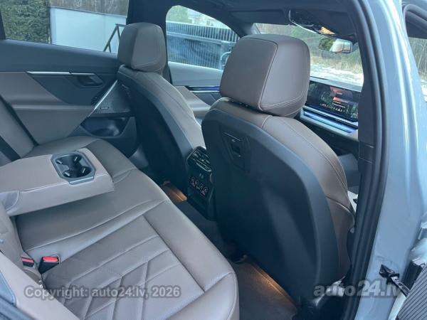 Pelēks BMW i5 2023 Tallina, ar dzinēja tilpumu 0.00 L un nobraukumu 24 tūkst. km par 56900 €, foto 11 vietnē AUTOMOTO.COM.LV