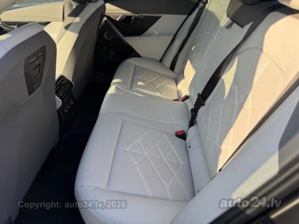 Pelēks BMW i5 2023 Tallina, ar dzinēja tilpumu 0.00 L un nobraukumu 21 tūkst. km par 72900 €, foto 11 vietnē AUTOMOTO.COM.LV