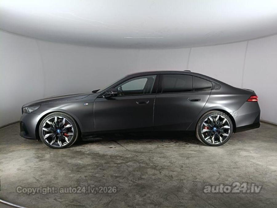 Grey BMW i5 2023 in Voru, with an engine capacity of 0.00 L and mileage of 45 thousand km for 67900 €, photo 27 on AUTOMOTO.COM.LV