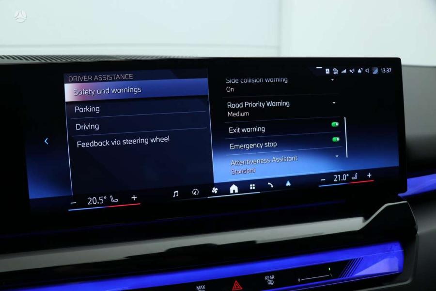 Серый БМВ i5 2024 в Вильнюс, объемом двигателя 0.00 л и пробегом 11 тыс. км за 52900 €, фото 26 на AUTOMOTO.COM.LV