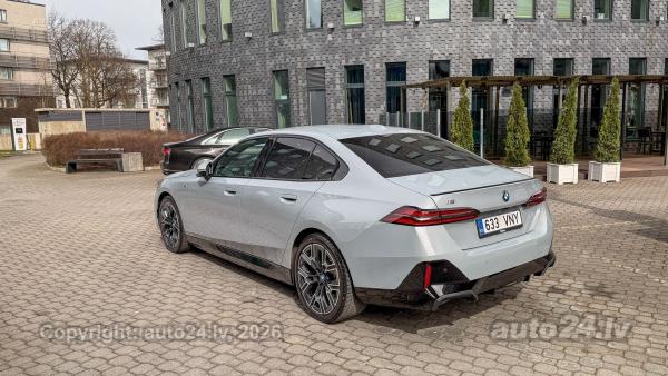 Grey BMW i5 2024 in Tallinn, with an engine capacity of 0.00 L and mileage of 24 thousand km for 66500 €, photo 6 on AUTOMOTO.COM.LV