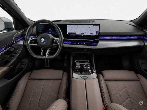 Pelēks BMW i5 2024 Viļņa, ar dzinēja tilpumu 0.00 L un nobraukumu 40 tūkst. km par 49990 €, foto 5 vietnē AUTOMOTO.COM.LV