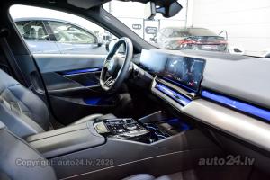 Grey BMW i5 2024 in Tallinn, with an engine capacity of 0.00 L and mileage of 26 thousand km for 64900 €, photo 12 on AUTOMOTO.COM.LV