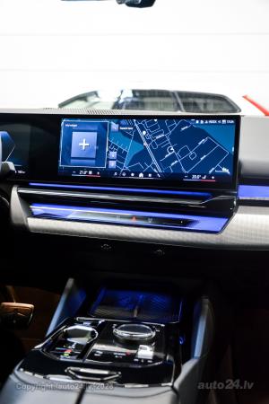 Grey BMW i5 2024 in Tallinn, with an engine capacity of 0.00 L and mileage of 26 thousand km for 64900 €, photo 16 on AUTOMOTO.COM.LV