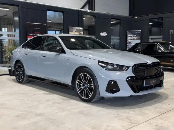 Pelēks BMW i5 2024 Mārupe, ar dzinēja tilpumu 0.00 L un nobraukumu 54 tūkst. km par 48990 €, foto 1 vietnē AUTOMOTO.COM.LV