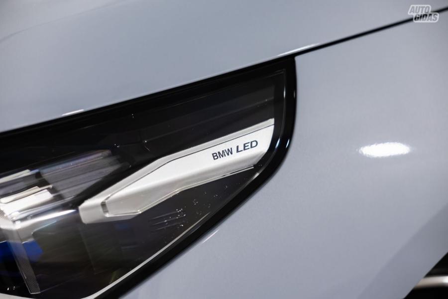 Grey BMW i5 2024 in Vilnius, with an engine capacity of 0.00 L and mileage of 96 thousand km for 49991 €, photo 4 on AUTOMOTO.COM.LV