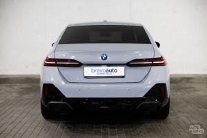 Grey BMW i5 2024 in Vilnius, with an engine capacity of 0.00 L and mileage of 96 thousand km for 49991 €, photo 11 on AUTOMOTO.COM.LV