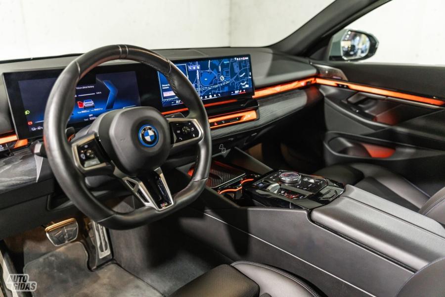 Grey BMW i5 2024 in Vilnius, with an engine capacity of 0.00 L and mileage of 96 thousand km for 49991 €, photo 12 on AUTOMOTO.COM.LV