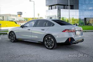Pelēks BMW i5 2025 Tallina, ar dzinēja tilpumu 0.00 L un nobraukumu 10 tūkst. km par 54990 €, foto 5 vietnē AUTOMOTO.COM.LV