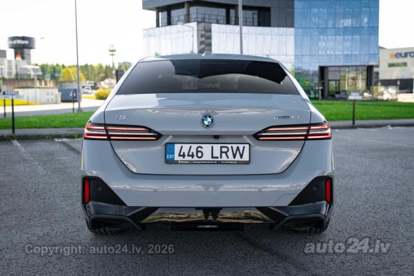 Pelēks BMW i5 2025 Tallina, ar dzinēja tilpumu 0.00 L un nobraukumu 10 tūkst. km par 54990 €, foto 6 vietnē AUTOMOTO.COM.LV