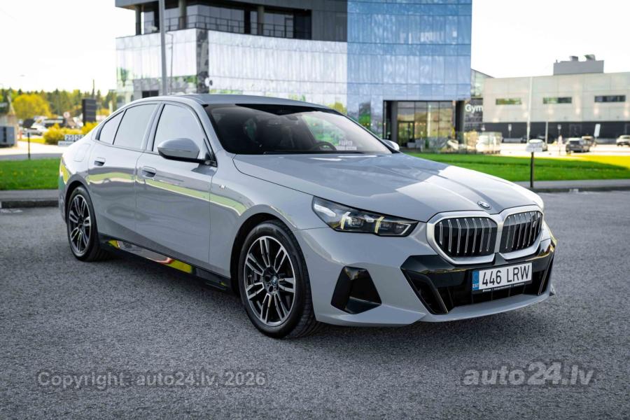 Pelēks BMW i5 2025 Tallina, ar dzinēja tilpumu 0.00 L un nobraukumu 10 tūkst. km par 54990 €, foto 12 vietnē AUTOMOTO.COM.LV