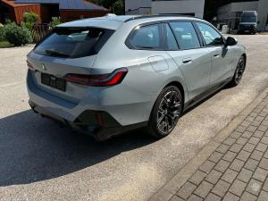 Pelēks BMW i5 2024 Kauņa, ar dzinēja tilpumu 0.00 L un nobraukumu 27 tūkst. km par 49800 €, foto 5 vietnē AUTOMOTO.COM.LV
