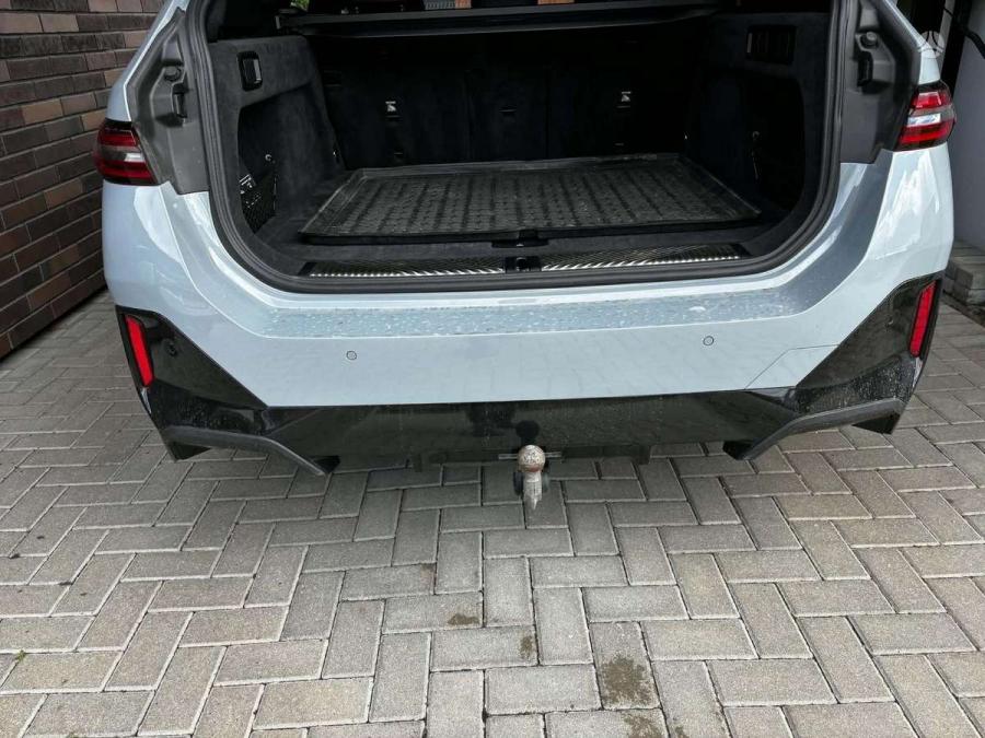 Pelēks BMW i5 2024 Kauņa, ar dzinēja tilpumu 0.00 L un nobraukumu 27 tūkst. km par 49800 €, foto 6 vietnē AUTOMOTO.COM.LV