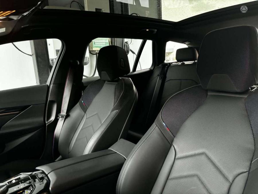 Pelēks BMW i5 2024 Kauņa, ar dzinēja tilpumu 0.00 L un nobraukumu 27 tūkst. km par 49800 €, foto 7 vietnē AUTOMOTO.COM.LV
