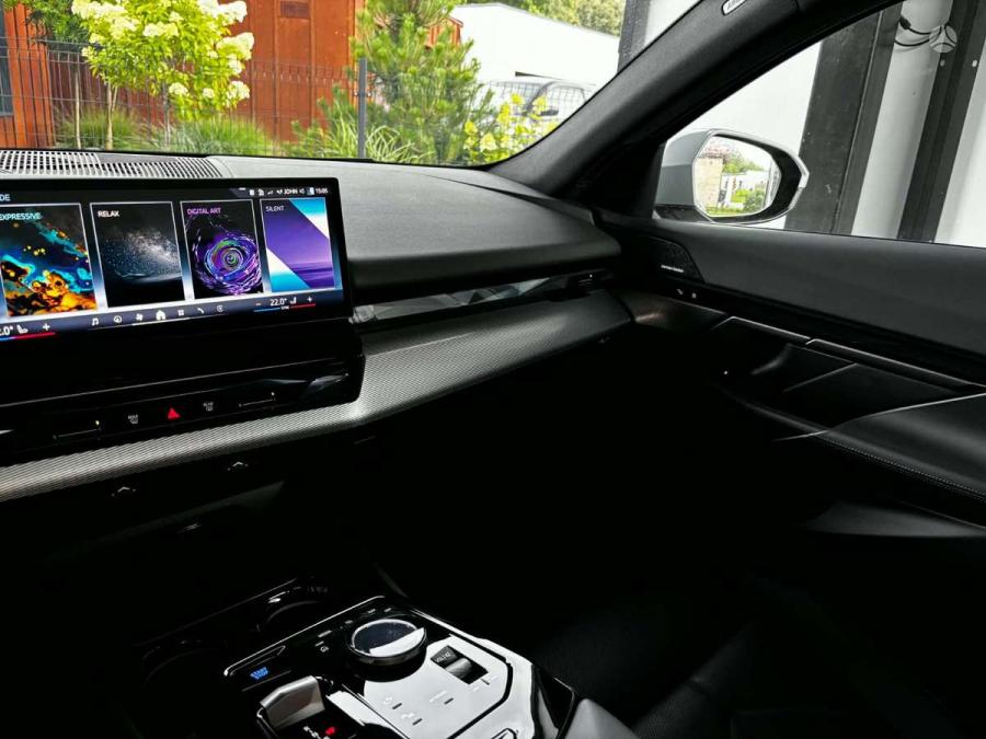 Pelēks BMW i5 2024 Kauņa, ar dzinēja tilpumu 0.00 L un nobraukumu 27 tūkst. km par 49800 €, foto 16 vietnē AUTOMOTO.COM.LV