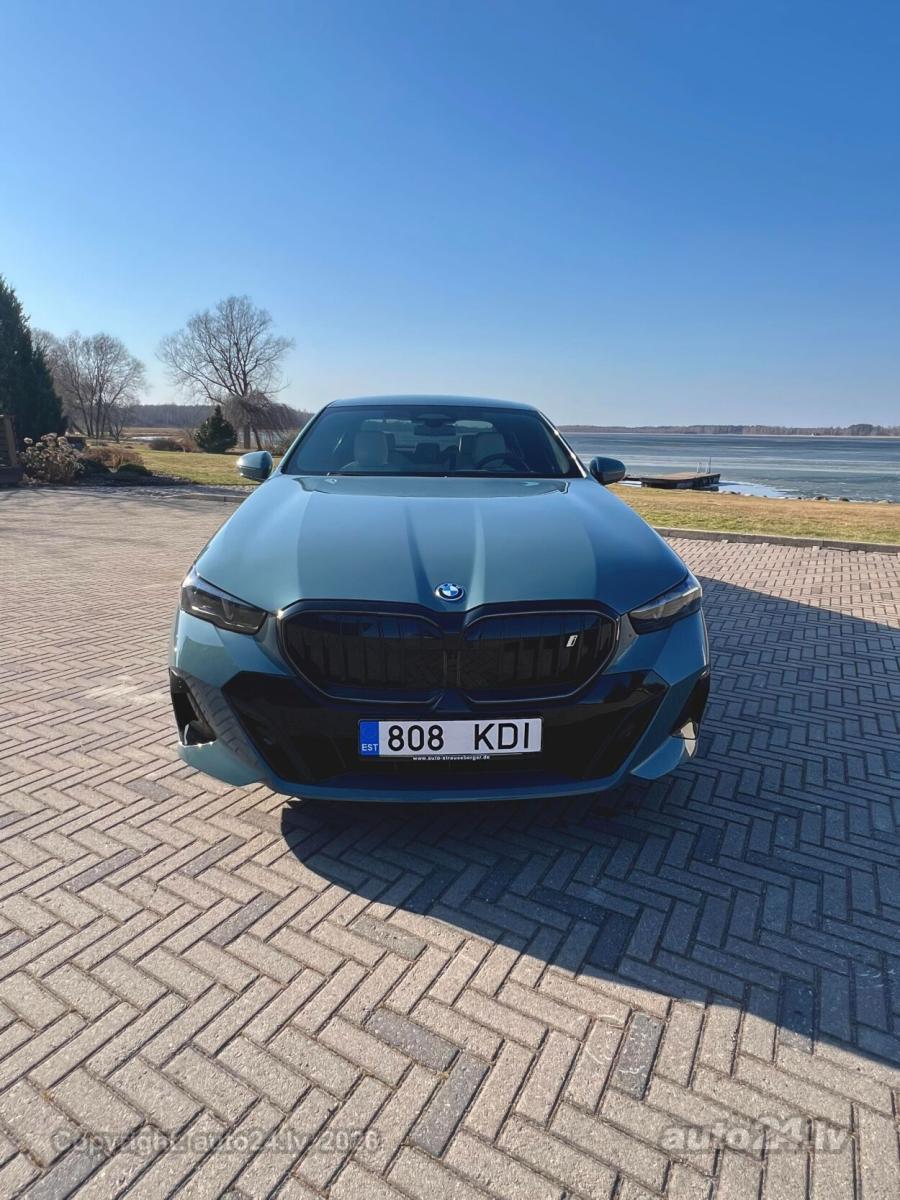 BMW i5 2025 Tallina, ar dzinēja tilpumu 0.00 L un nobraukumu 30 tūkst. km par 61490 €, foto 2 vietnē AUTOMOTO.COM.LV