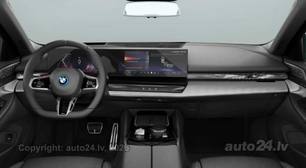 White BMW i5 2025 in Tallinn, with an engine capacity of 0.00 L and mileage of 24 thousand km for 64900 €, photo 4 on AUTOMOTO.COM.LV