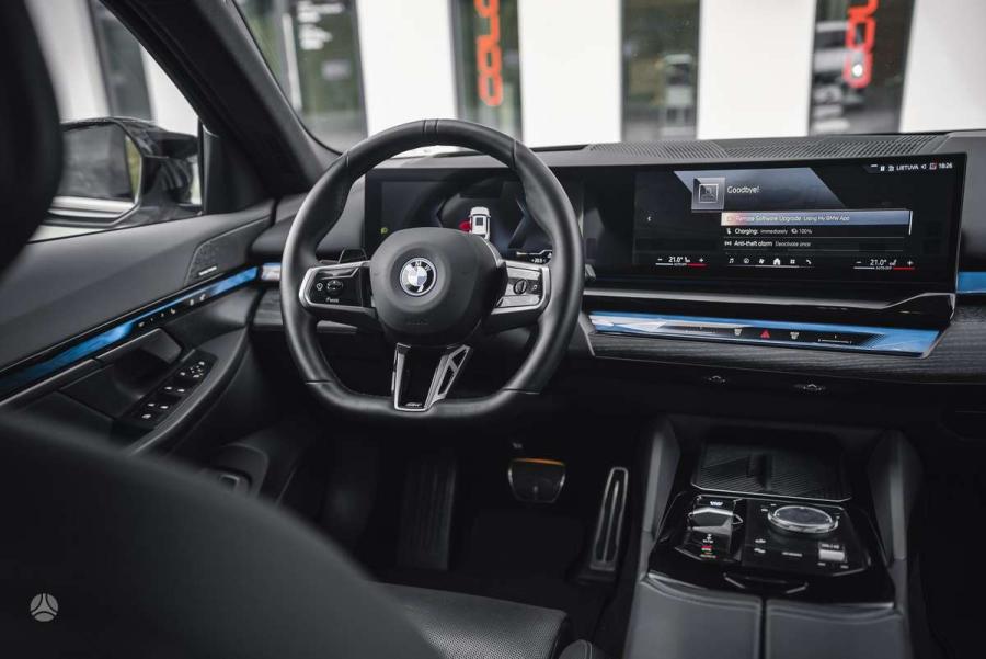 White BMW i5 2024 in Vilnius, with an engine capacity of 0.00 L and mileage of 67 thousand km for 55999 €, photo 26 on AUTOMOTO.COM.LV