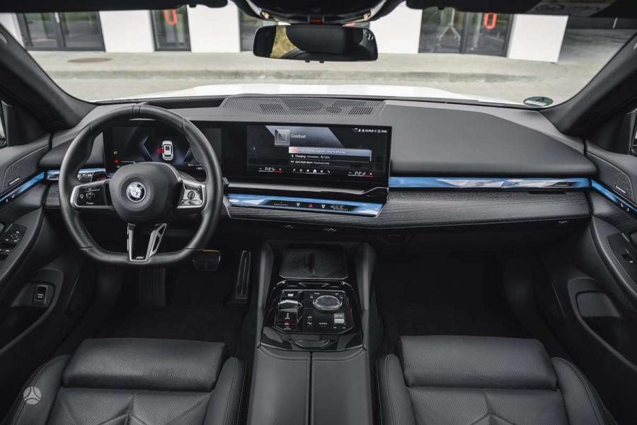 White BMW i5 2024 in Vilnius, with an engine capacity of 0.00 L and mileage of 67 thousand km for 55999 €, photo 30 on AUTOMOTO.COM.LV