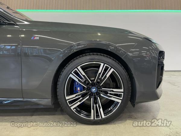 Black BMW i7 2022 in Tallinn, with an engine capacity of 0.00 L and mileage of 73 thousand km for 87900 €, photo 5 on AUTOMOTO.COM.LV