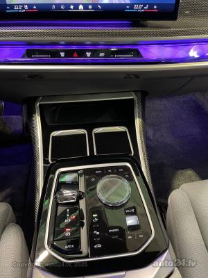 Melns BMW i7 2022 Tallina, ar dzinēja tilpumu 0.00 L un nobraukumu 73 tūkst. km par 87900 €, foto 13 vietnē AUTOMOTO.COM.LV