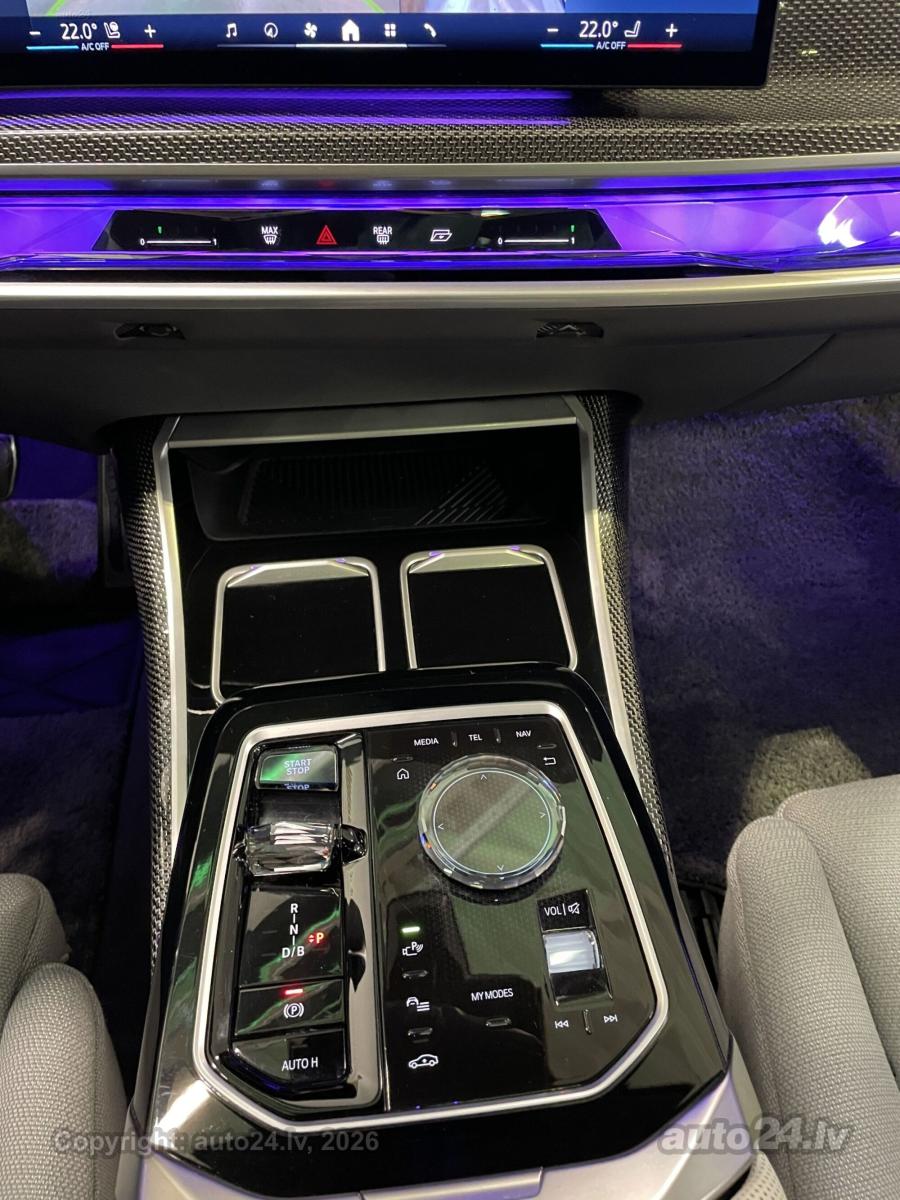 Melns BMW i7 2022 Tallina, ar dzinēja tilpumu 0.00 L un nobraukumu 73 tūkst. km par 87900 €, foto 13 vietnē AUTOMOTO.COM.LV