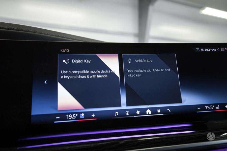Черный БМВ i7 2022 в Тукумс, объемом двигателя 0.00 л и пробегом 50 тыс. км за 87000 €, фото 50 на AUTOMOTO.COM.LV