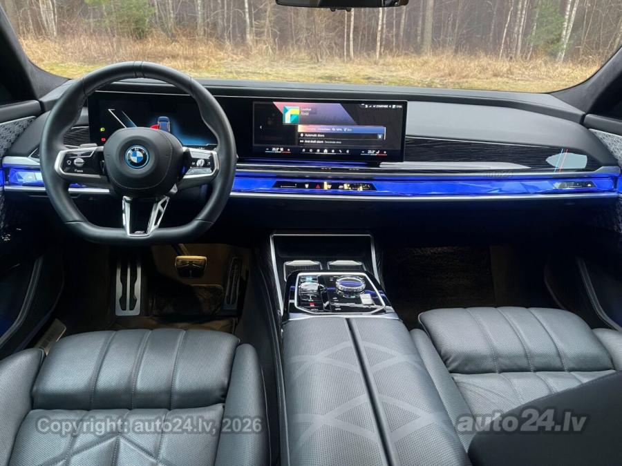 Black BMW i7 2023 in Tallinn, with an engine capacity of 0.00 L and mileage of 26 thousand km for 93900 €, photo 8 on AUTOMOTO.COM.LV