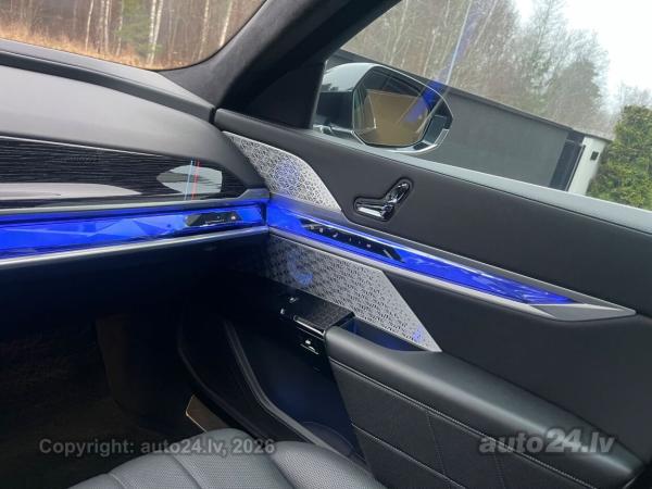 Melns BMW i7 2023 Tallina, ar dzinēja tilpumu 0.00 L un nobraukumu 26 tūkst. km par 93900 €, foto 11 vietnē AUTOMOTO.COM.LV