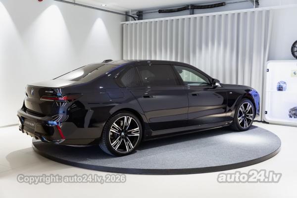 Melns BMW i7 2023 Tallina, ar dzinēja tilpumu 0.00 L un nobraukumu 38 tūkst. km par 96993 €, foto 2 vietnē AUTOMOTO.COM.LV