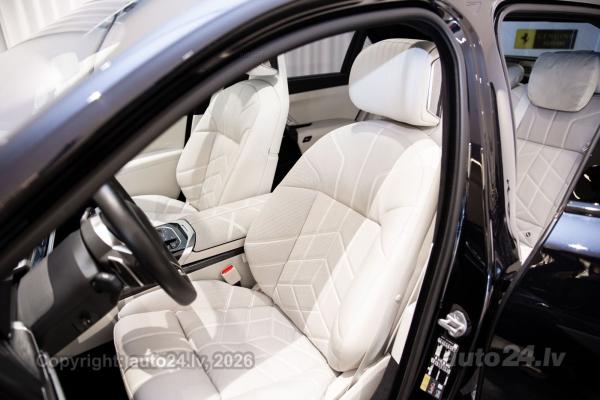 Melns BMW i7 2023 Tallina, ar dzinēja tilpumu 0.00 L un nobraukumu 38 tūkst. km par 96993 €, foto 9 vietnē AUTOMOTO.COM.LV