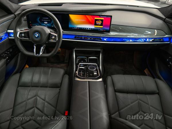 Balts BMW i7 2025 Tallina, ar dzinēja tilpumu 0.00 L un nobraukumu 18 tūkst. km par 104900 €, foto 7 vietnē AUTOMOTO.COM.LV