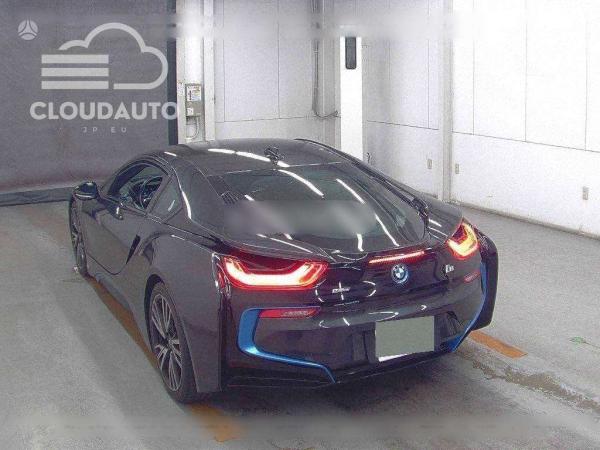 Black BMW I8 2015 in Vilnius, with an engine capacity of 0.00 L and mileage of 40 thousand km for 49000 €, photo 3 on AUTOMOTO.COM.LV