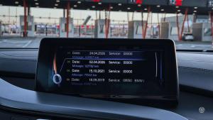 Melns BMW I8 2015 Tallina, ar dzinēja tilpumu 1.50 L un nobraukumu 124 tūkst. km par 44999 €, foto 17 vietnē AUTOMOTO.COM.LV