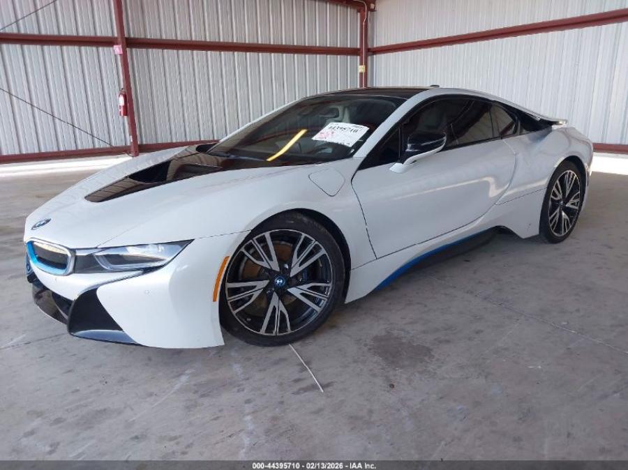 BMW I8 2014 Klaipėda, ar dzinēja tilpumu 0.00 L un nobraukumu 0 tūkst. km par 14852 €, foto 2 vietnē AUTOMOTO.COM.LV
