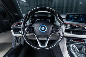 Серый БМВ И8 2015 в Вильнюс, объемом двигателя 1.50 л и пробегом 92 тыс. км за 44900 €, фото 25 на AUTOMOTO.COM.LV