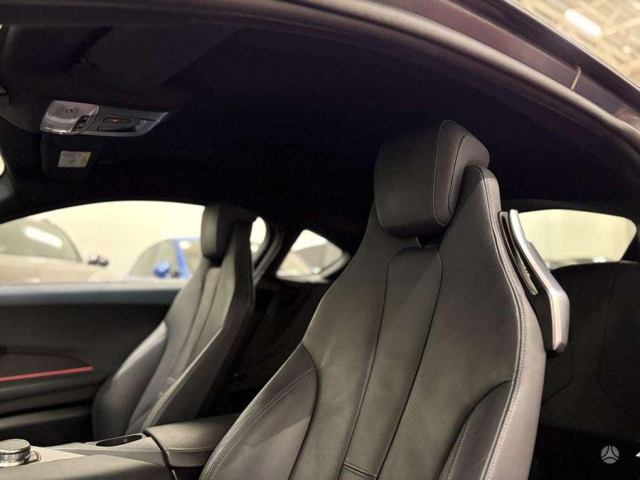 Grey BMW I8 2017 in Vilnius, with an engine capacity of 1.50 L and mileage of 62 thousand km for 64999 €, photo 14 on AUTOMOTO.COM.LV