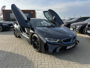 Pelēks BMW I8 2019 Kauņa, ar dzinēja tilpumu 1.50 L un nobraukumu 12 tūkst. km par 65900 €, foto 12 vietnē AUTOMOTO.COM.LV