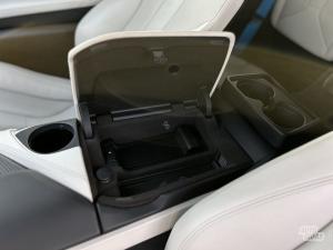Pelēks BMW I8 2019 Kauņa, ar dzinēja tilpumu 1.50 L un nobraukumu 12 tūkst. km par 65900 €, foto 33 vietnē AUTOMOTO.COM.LV