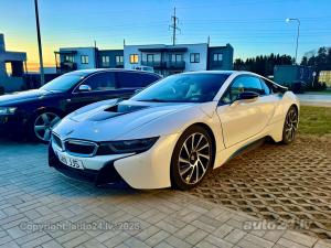 White BMW I8 2015 in Tallinn, with an engine capacity of 1.50 L and mileage of 139 thousand km for 42000 €, photo 4 on AUTOMOTO.COM.LV