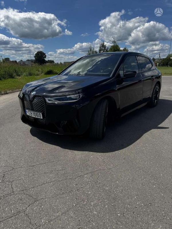 Melns BMW iX 2021 Kauņa, ar dzinēja tilpumu 0.00 L un nobraukumu 70 tūkst. km par 44000 €, foto 1 vietnē AUTOMOTO.COM.LV
