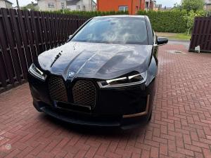 Black BMW iX 2021 in Vilnius, with an engine capacity of 0.00 L and mileage of 130 thousand km for 38900 €, photo 3 on AUTOMOTO.COM.LV