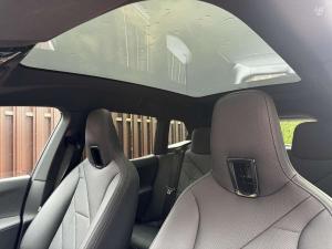 Black BMW iX 2021 in Vilnius, with an engine capacity of 0.00 L and mileage of 130 thousand km for 38900 €, photo 16 on AUTOMOTO.COM.LV
