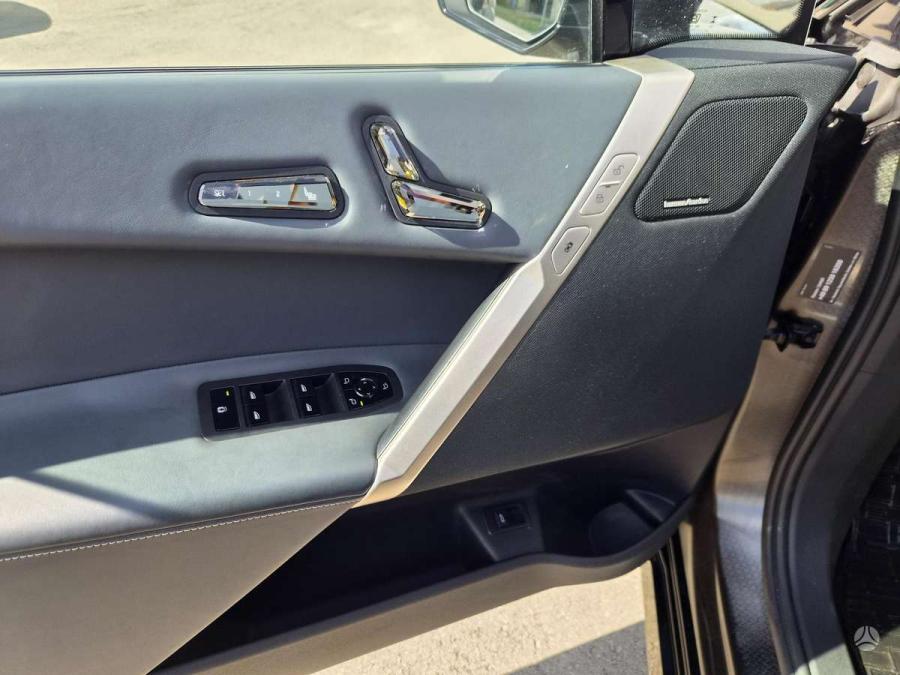 Melns BMW iX 2022 Mažeikiai, ar dzinēja tilpumu 0.00 L un nobraukumu 59 tūkst. km par 28800 €, foto 16 vietnē AUTOMOTO.COM.LV