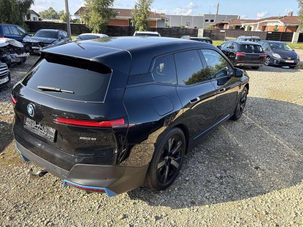 Melns BMW iX 2022 Mažeikiai, ar dzinēja tilpumu 0.00 L un nobraukumu 69 tūkst. km par 21999 €, foto 1 vietnē AUTOMOTO.COM.LV