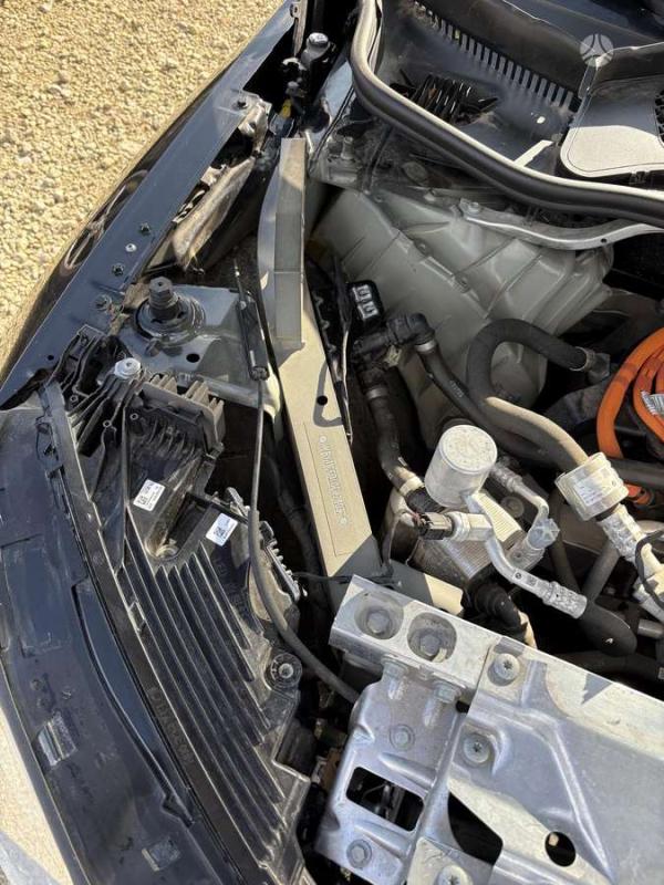 Melns BMW iX 2022 Mažeikiai, ar dzinēja tilpumu 0.00 L un nobraukumu 69 tūkst. km par 21999 €, foto 10 vietnē AUTOMOTO.COM.LV