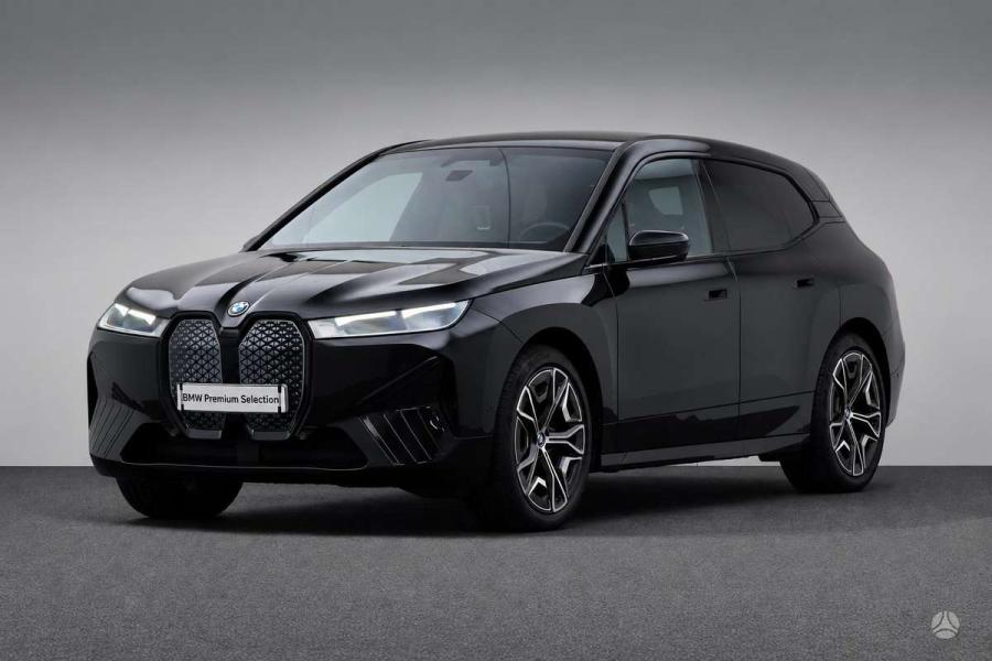 Melns BMW iX 2023 Tukums, ar dzinēja tilpumu 0.00 L un nobraukumu 33 tūkst. km par 51990 €, foto 1 vietnē AUTOMOTO.COM.LV