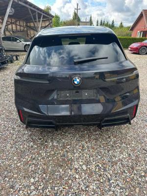 Melns BMW iX 2025 Klaipėda, ar dzinēja tilpumu 0.00 L un nobraukumu 12 tūkst. km par 23900 €, foto 4 vietnē AUTOMOTO.COM.LV