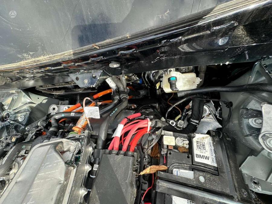 Melns BMW iX 2025 Klaipėda, ar dzinēja tilpumu 0.00 L un nobraukumu 12 tūkst. km par 23900 €, foto 12 vietnē AUTOMOTO.COM.LV