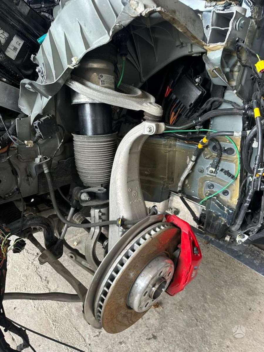 Melns BMW iX 2025 Klaipėda, ar dzinēja tilpumu 0.00 L un nobraukumu 12 tūkst. km par 23900 €, foto 36 vietnē AUTOMOTO.COM.LV